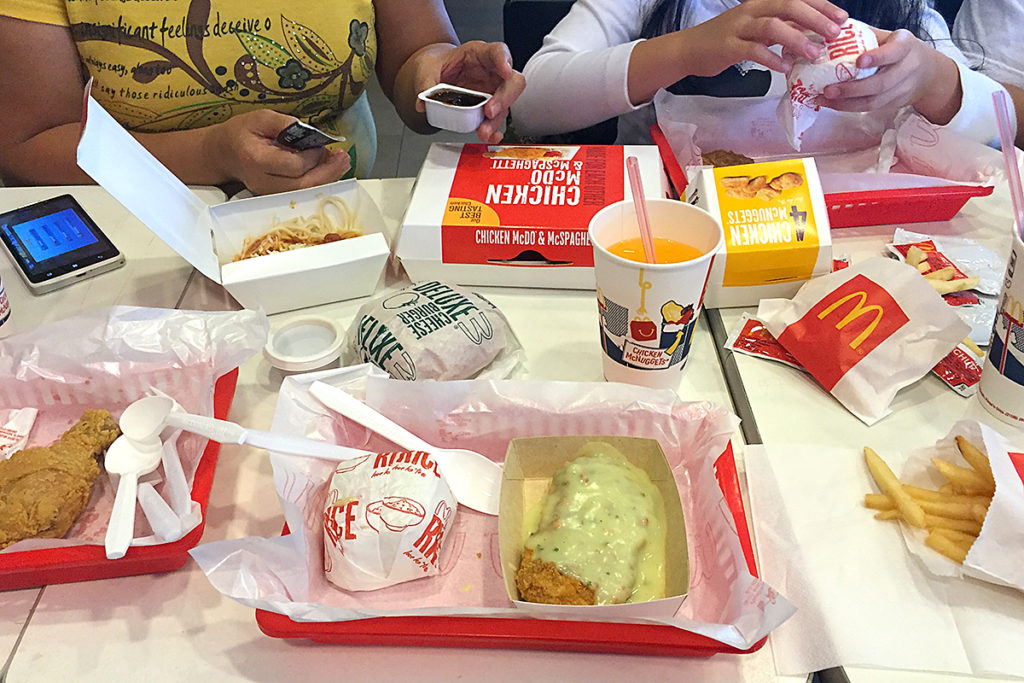 How Fast Food Harms the Environment - Think About Now